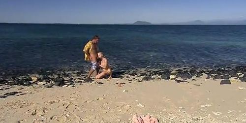 Madagascar Sex Resort Tarra White