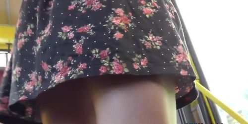 Hawt Legs Up Flowered Costume Of Blond