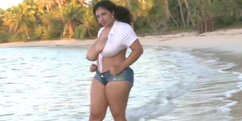 Mizz Issy Aka Dominican Poison Plays On The Beach