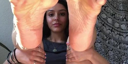 Oily Latina Soles