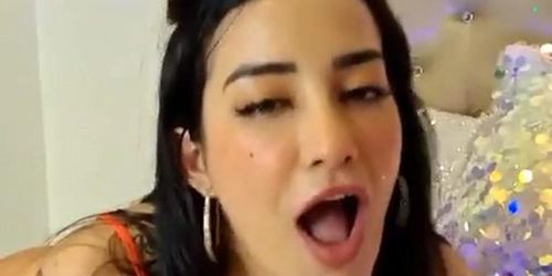 Vanesa Sexxy Squirt