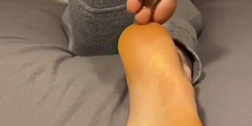 Alicia Feet Tease
