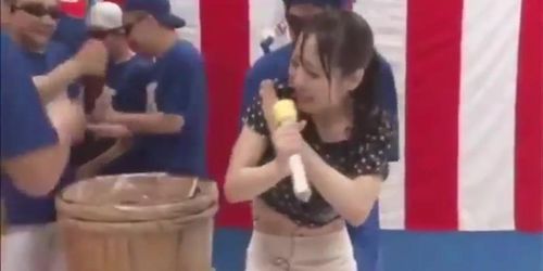 Reporter Fuck Suddenly