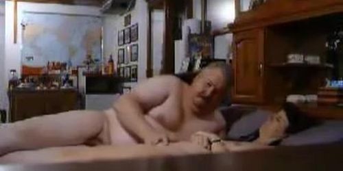 My mother caught masturbating on bed. Hidden cam - Tnaflix.com