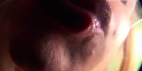 Giantess Kiss