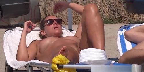 Beach Cabin Voyeur Compilation 3