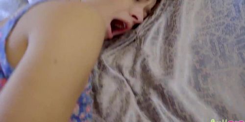 Bratty Sis Pervy Stepsister Loves My April Fools Sex Games Izzy Bell April Fools