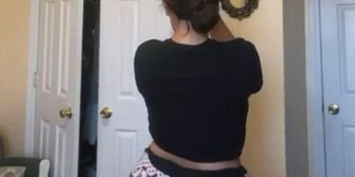 Tikthot Booty1