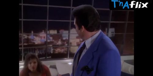 Debbe Dunning Sexy Scene In Tales From The Crypt