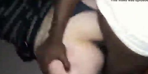 Negro La Llena De Leche