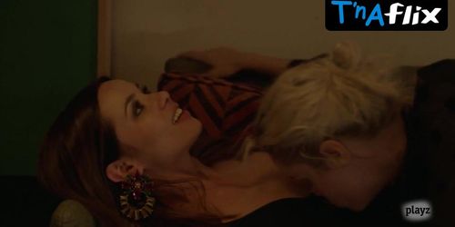 Jacqueline Fernandez Sexy Scene In According To Matthew 2470