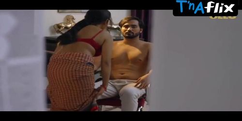 Sharanya Jit Kaur Butt Breasts Scene In Palang Tod Zaroorat