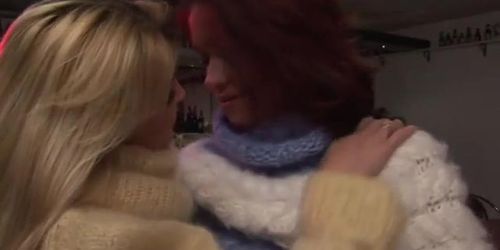 Sweater Sex 6