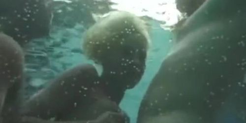 Underwater Orgy 7524