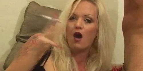 Mandy Smoking Bj