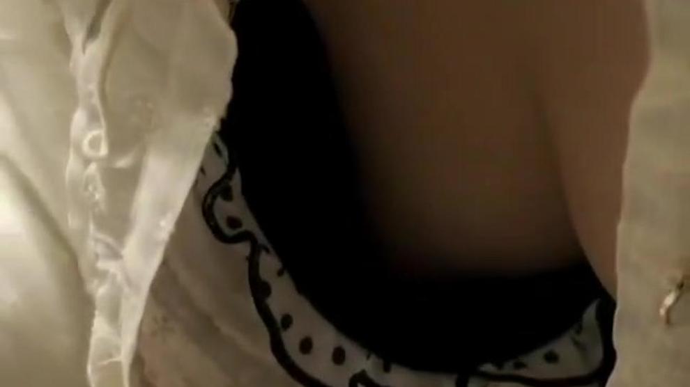 Xxx Downblouse Asian With A Nice Rack And Smooth Round Titties