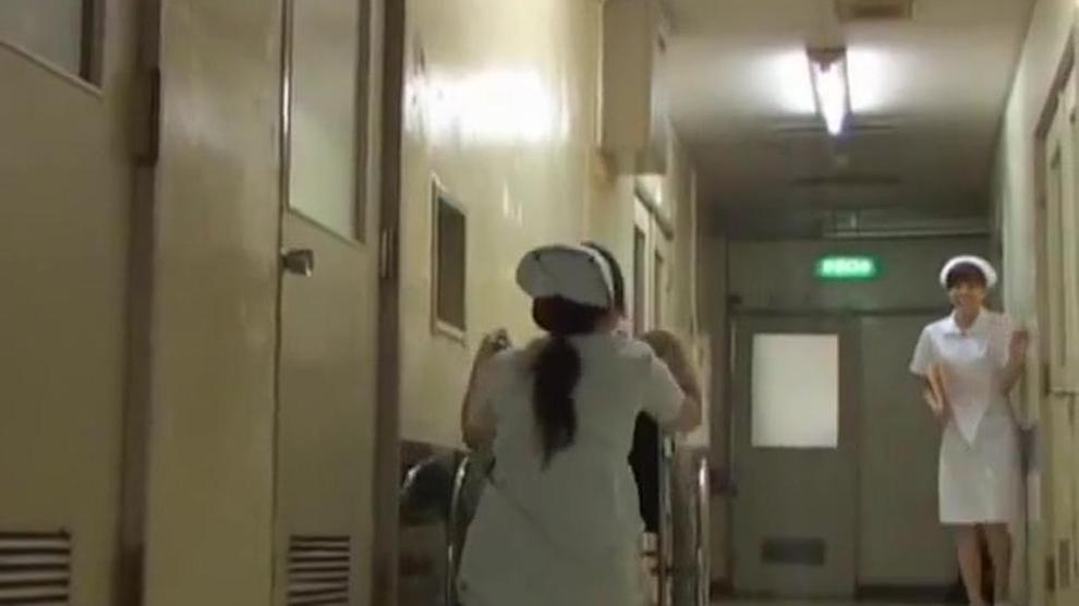 Nurse Got Her Yellow And Black Panty Seen On Sharking Movie