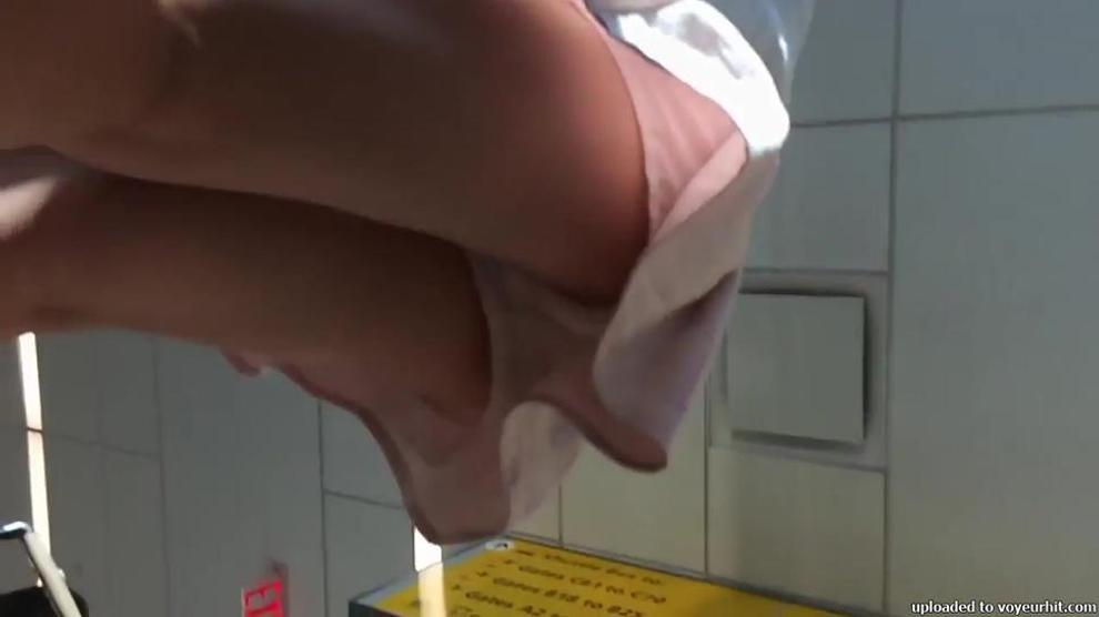 Asian Upskirt