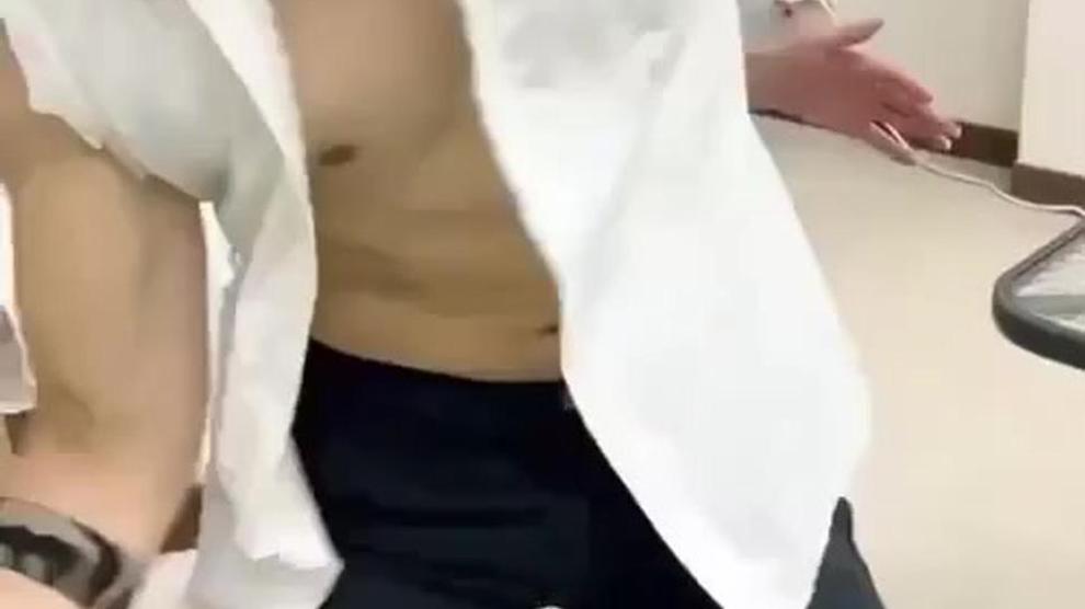 Hunk Striptease