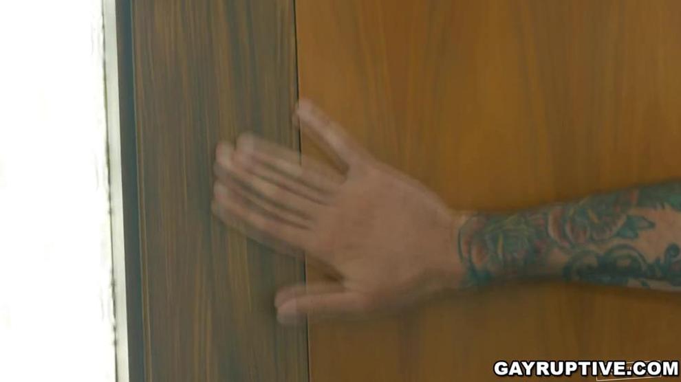 Gay Homeless Man Anal Fucked By A Hunk Employee