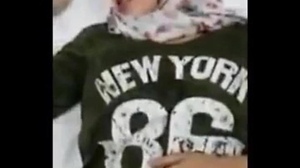 Jilbab Crot Di Muka