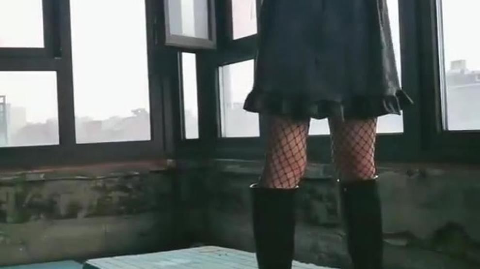 Chinese Trampling 01 Porn Videos