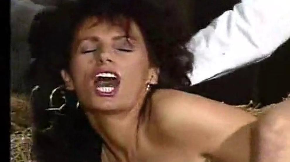 Teresa Orlowski Has Some Anal Fun Porn Videos 