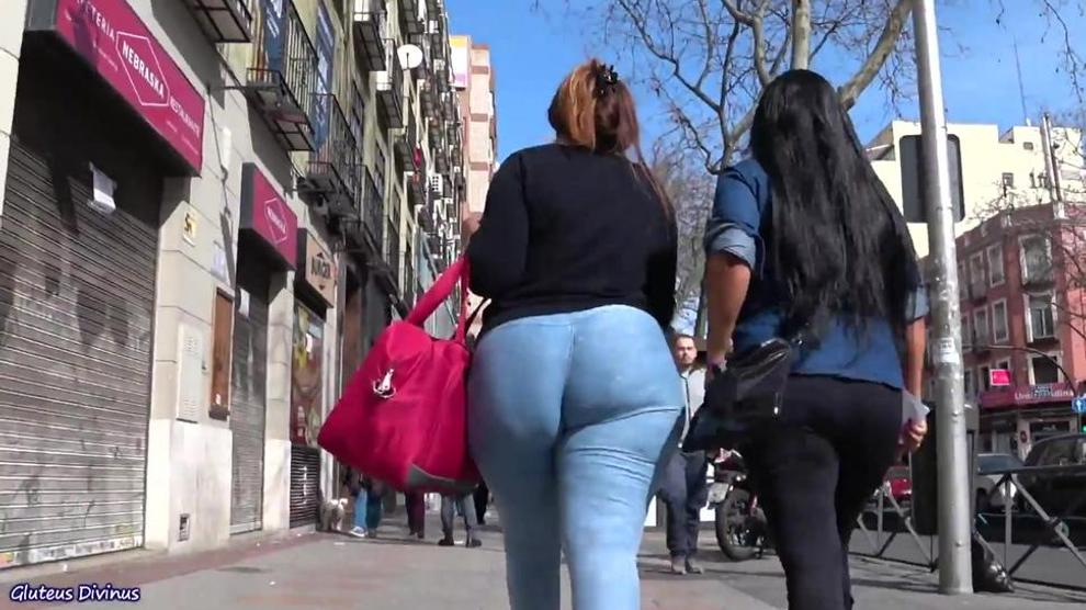 Candid Big Ass Walking Down The Street Porn Videos