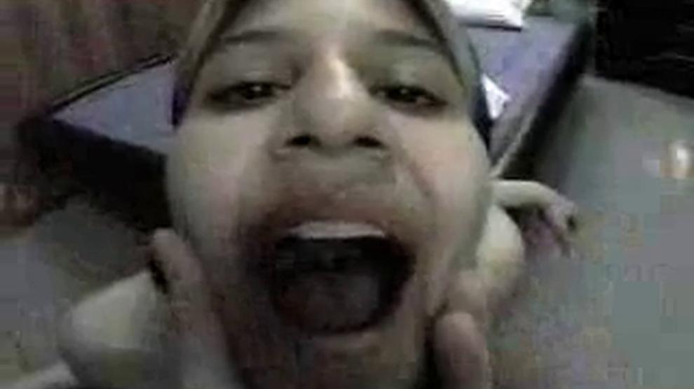April Rain Mouth Cam Porn Videos