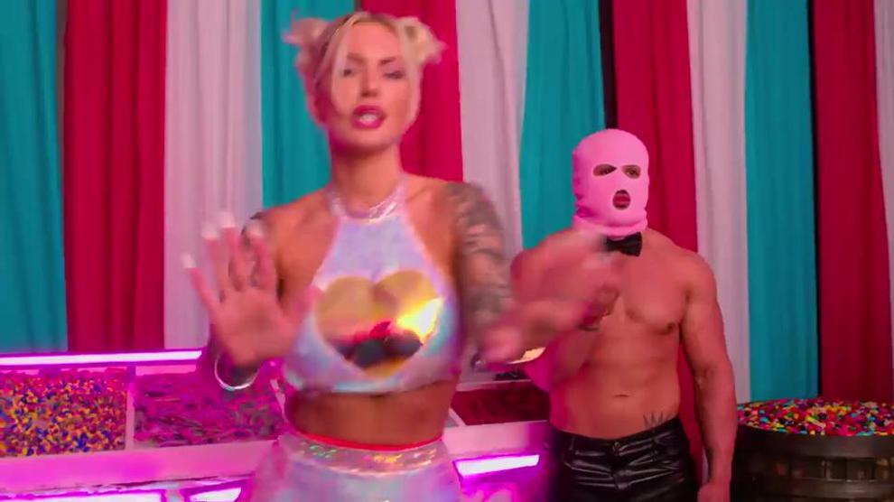 Hot Girl Me Viking Barbie Singing Taste Official Music Video