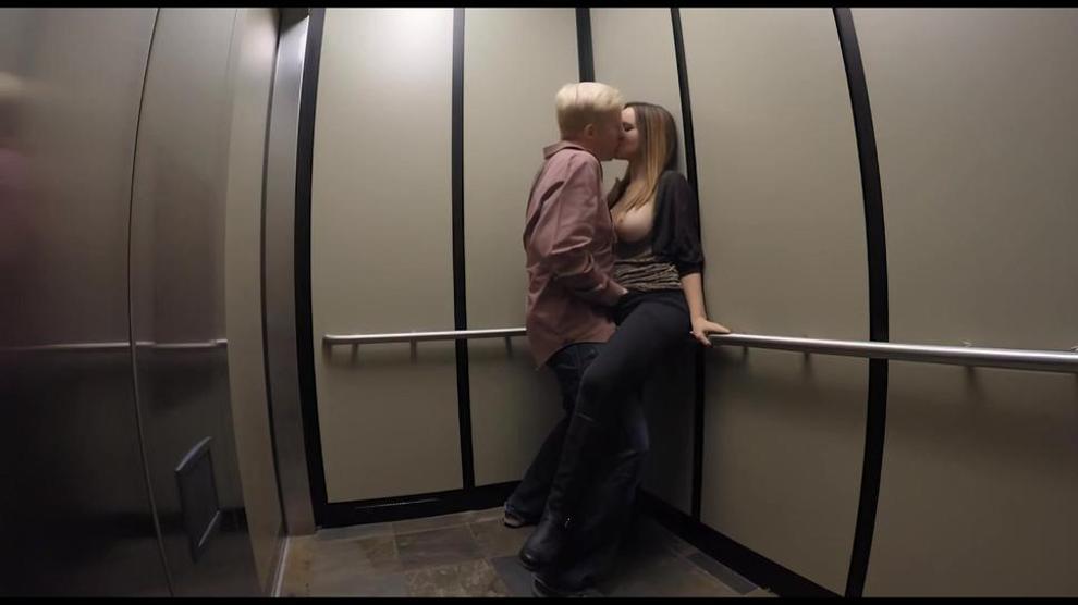 Sex Elevator Remastered Hd