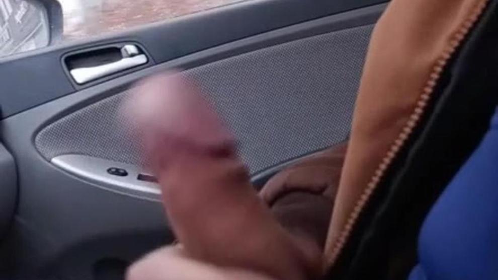 Dick Flash Bus Stop 1 Porn Videos