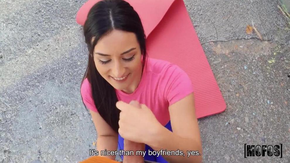 Mofos The Ripped Yoga Pants Stretch With Annie Reis