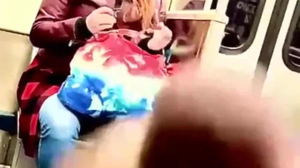 Cock Flash Caught In Metro Porn Videos