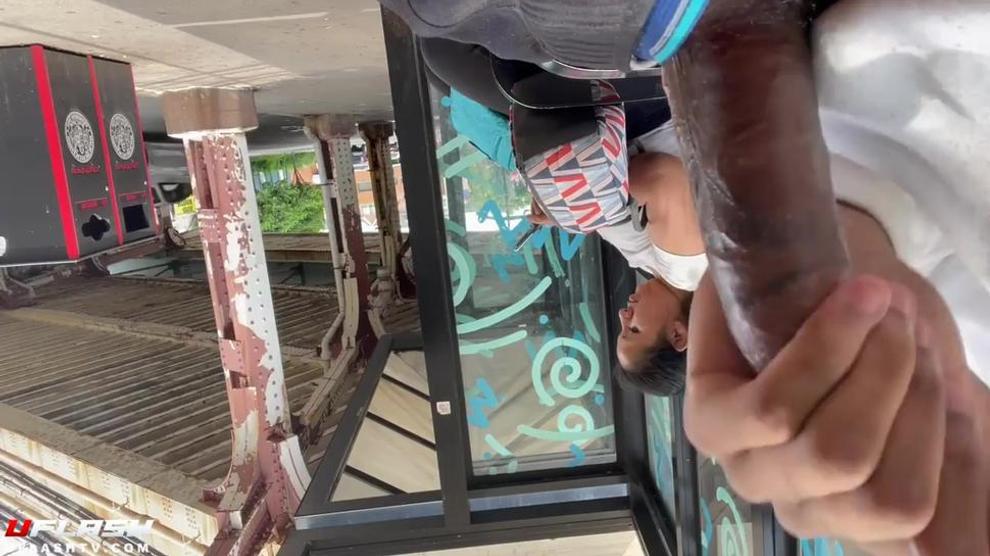 Bbc Flash Bus Stop Double Take When She Stands Porn Videos