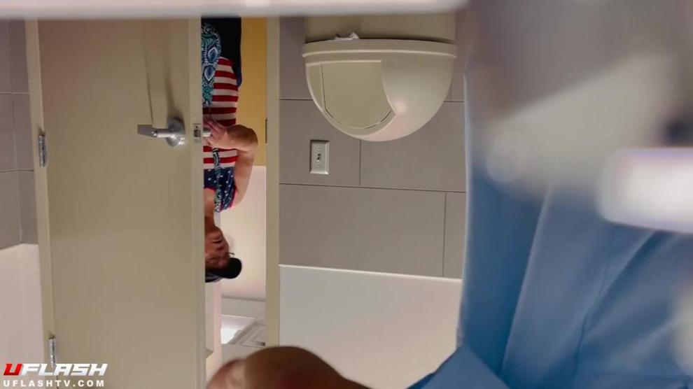 Bathroom Flash 2 Porn Videos