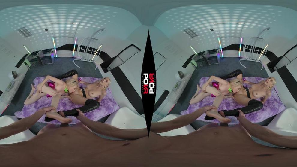 In Space No One Can Hear You Cream With Lola Fae And Kay Lovely Porn Videos 