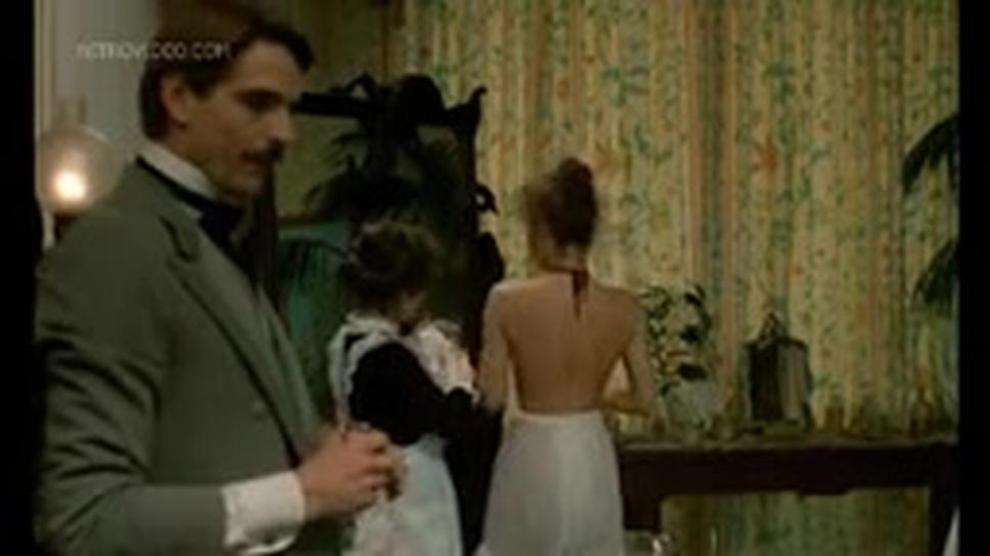 Celeb Ornella Muti Showcases Her Flawless Tits 2825