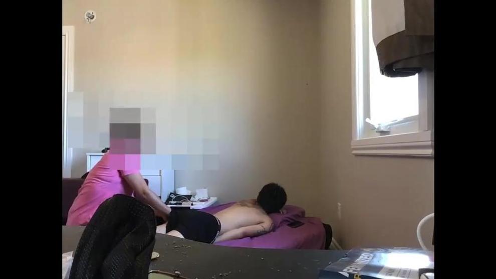 Legit Massage Lady Gives In To Monster Dick 2nd App Part1 2781