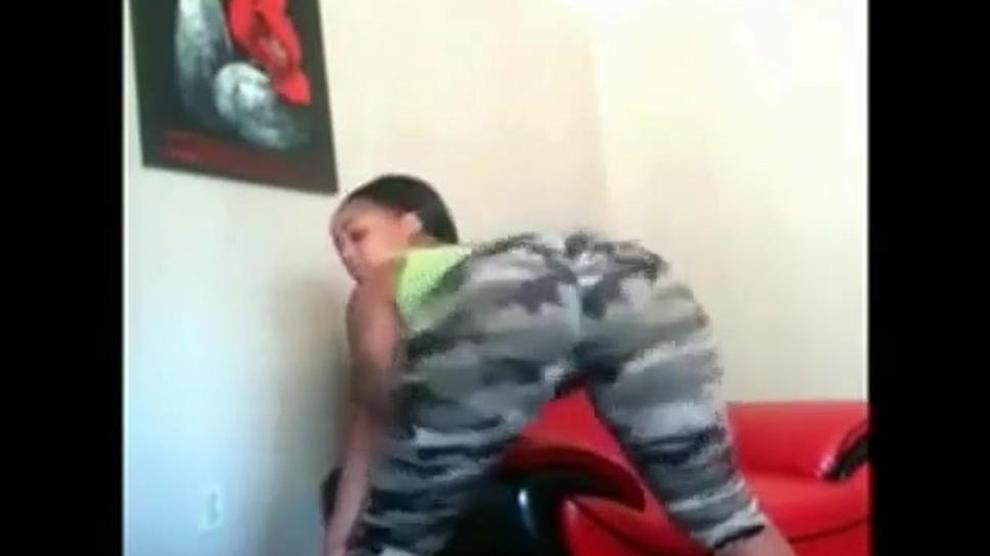 Super Booty TWERK - Chyna Hall OMG (Black Ebony) Porn Videos