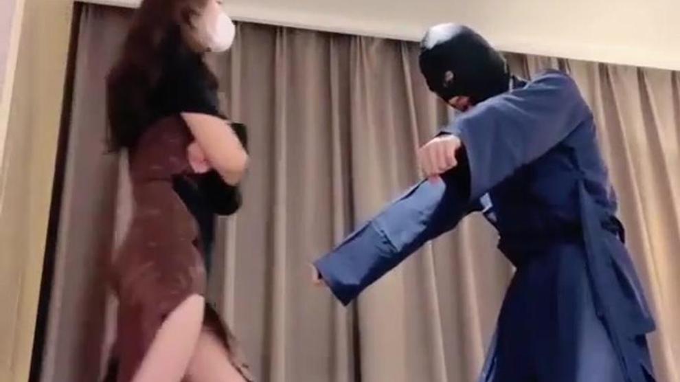 Chinese Trampling 12 Porn Videos