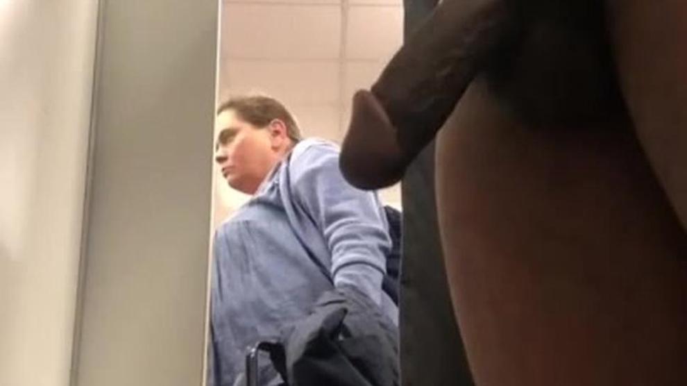 Bbc Fitting Room Flash At The Mall Part 3