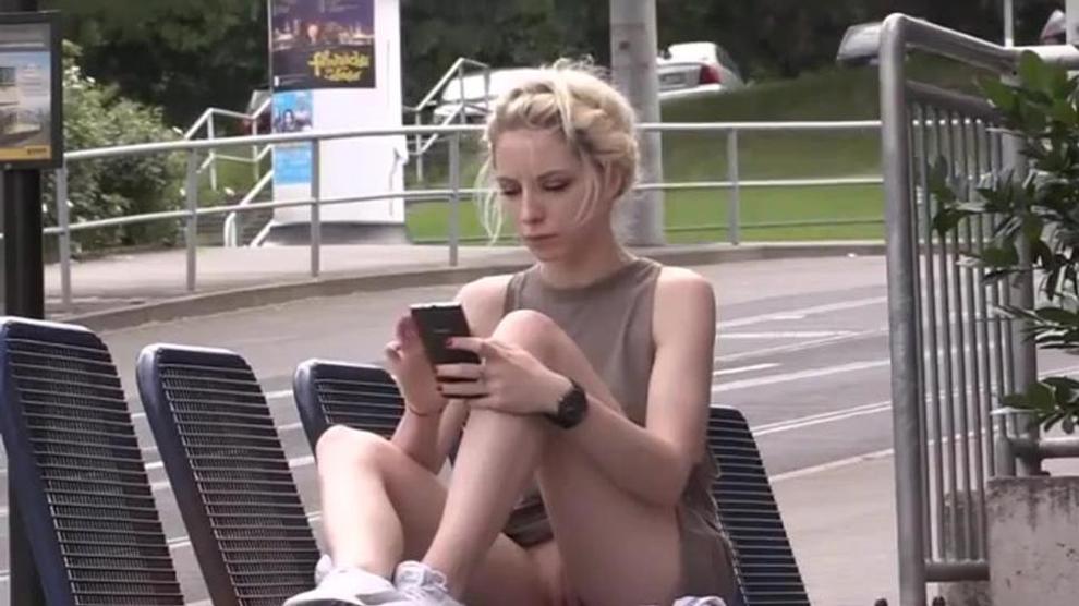 Public Pussy Flash Porn Videos