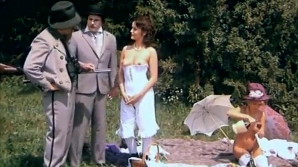Lunar Young Countess Have Sex In The Meadow Porn Videos