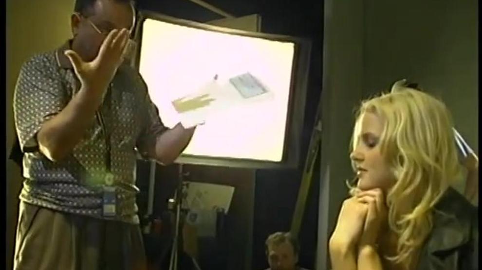 Backstage Fuck And Facial With Hannah Harper Porn Videos