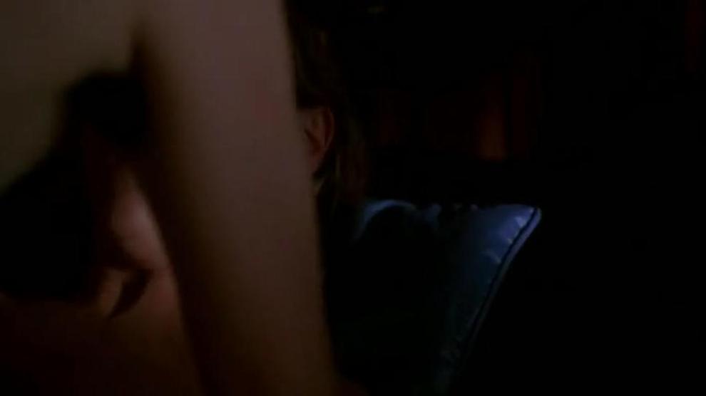 Amy Locane Rachel Weisz Rose Mcgowan Going All The Way Porn Videos
