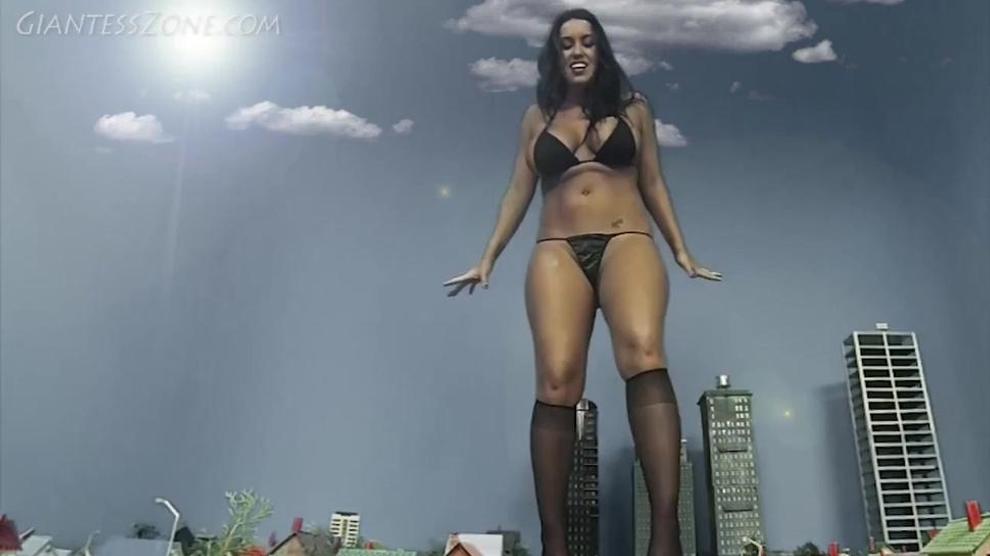 Giantess 85 Porn Videos