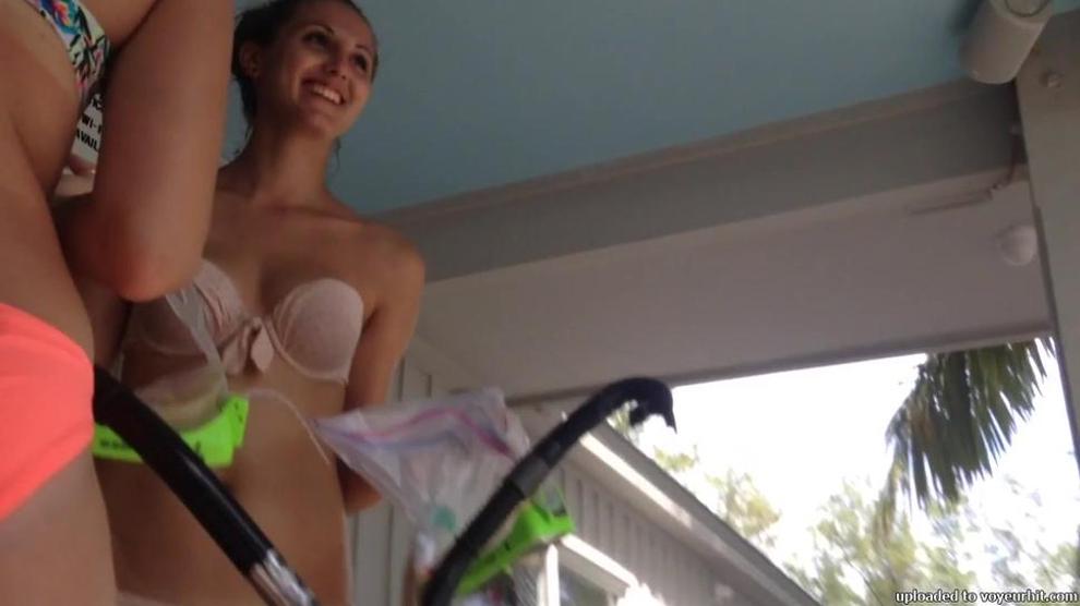 Candid Bikini Ass Crotch Legs Face Porn Videos 4940