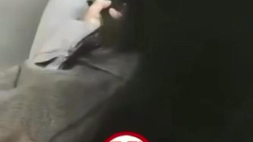 Cum On Girls Bus Compilation Porn Videos 4085
