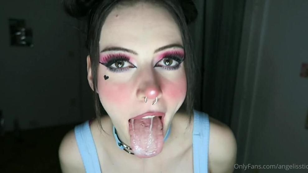 Spit Mouth